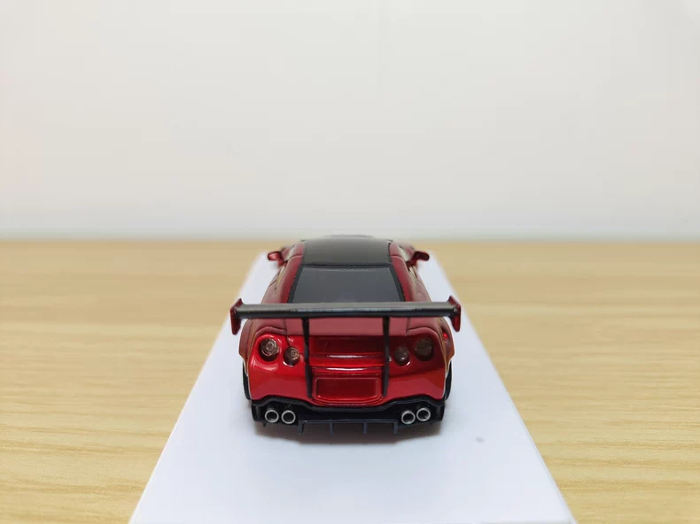 RR Model 1:64 Resin Nissan GT-R R35 LBWK Red - Pablos Diecast Garage